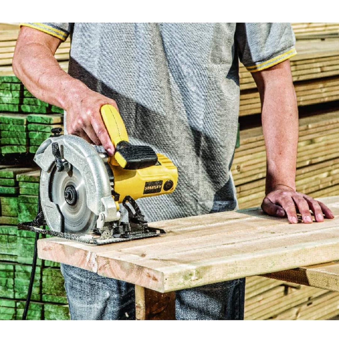 SERRA CIRCULAR 7.1/4 16 00W 220V SC16-B2 STANLEY - Facilita Ferramentas